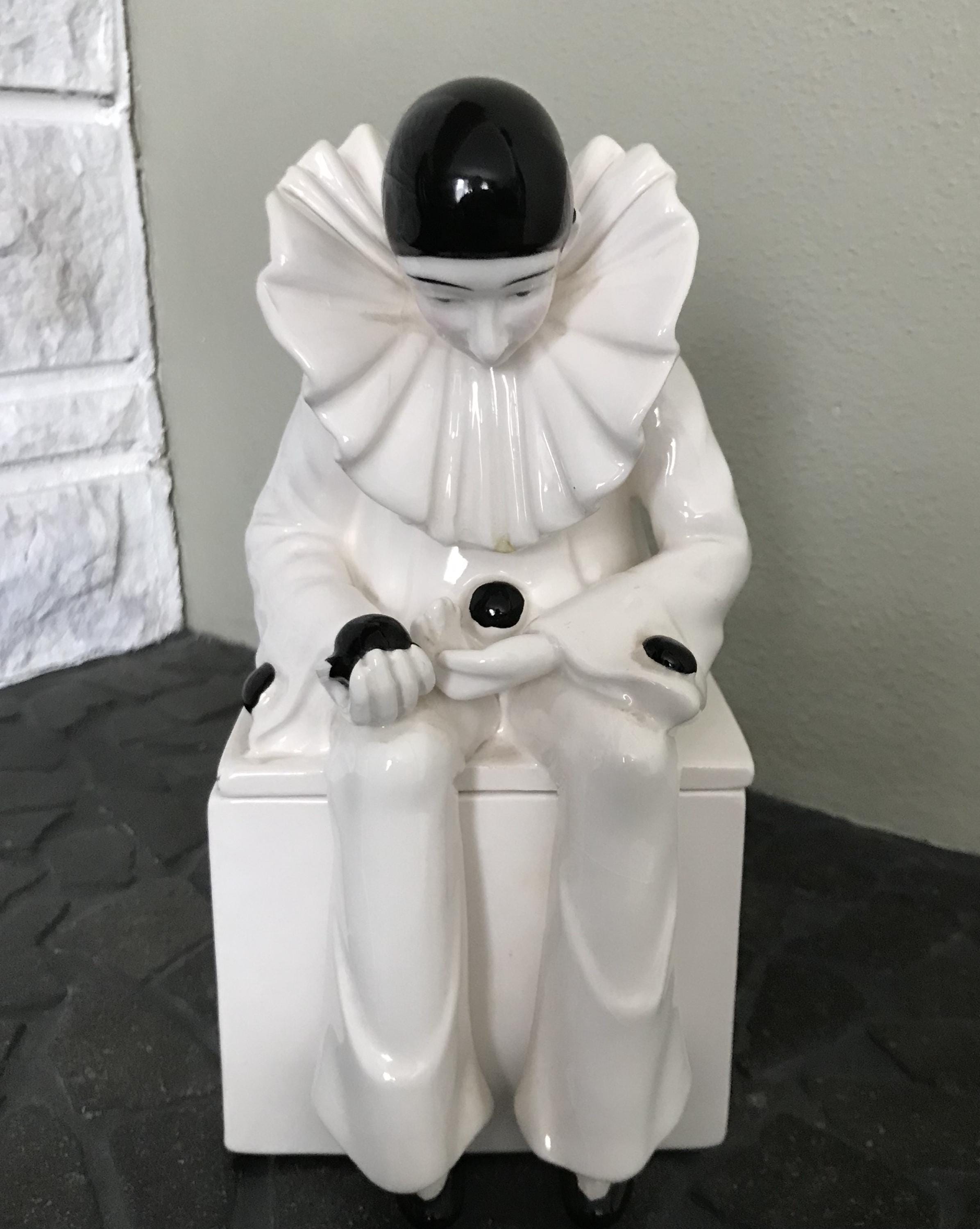 Vintage Art Deco Inspired Taste Setter by Sigma Harlequin Pierrot Clown ...