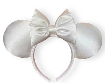 Bridal Beaded Floral Minnie Ears - Ivory Wedding Minnie Ears - Off ...