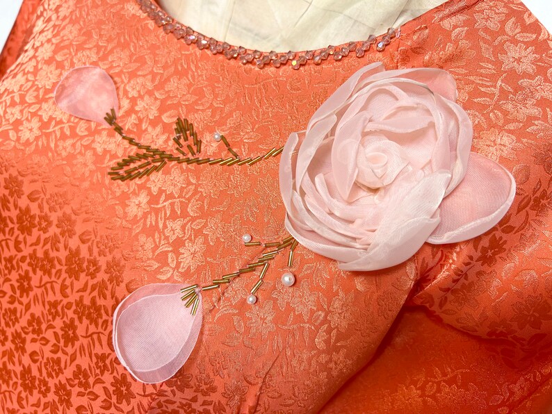 Green Orange Ao Dai Lua Gam Thai Tuan Thêu S 2XL Dài áo 145cm Cổ Tròn ...