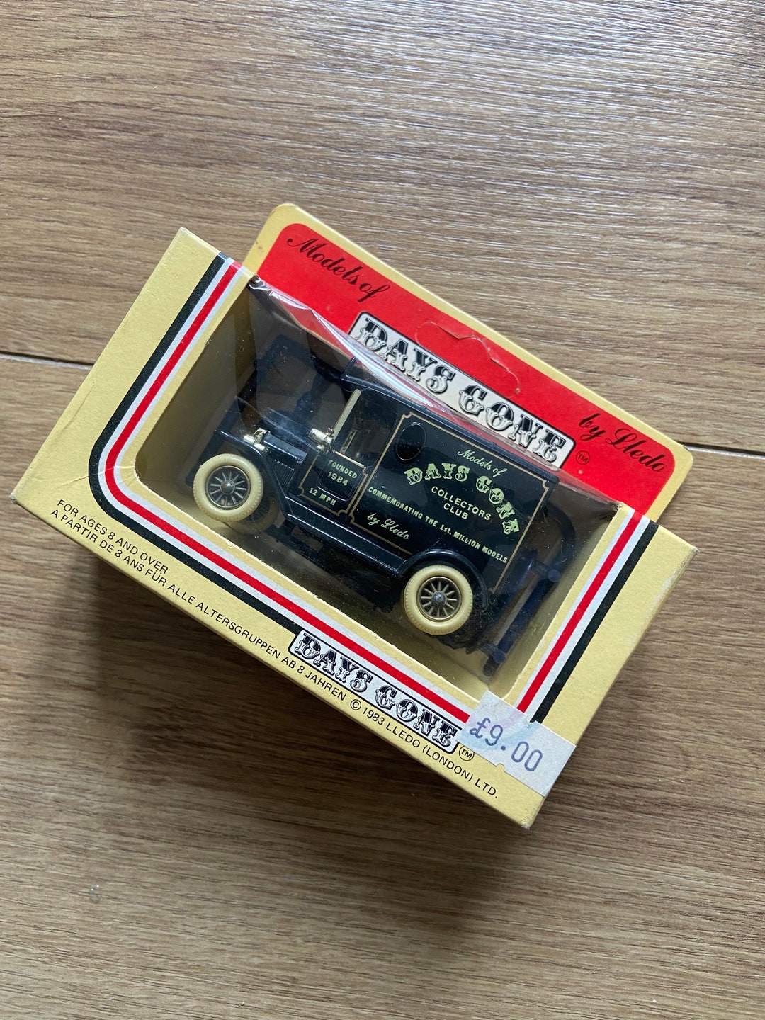 Lledo Models of Days Gone Collectors Club Commemorating the 1st Million ...