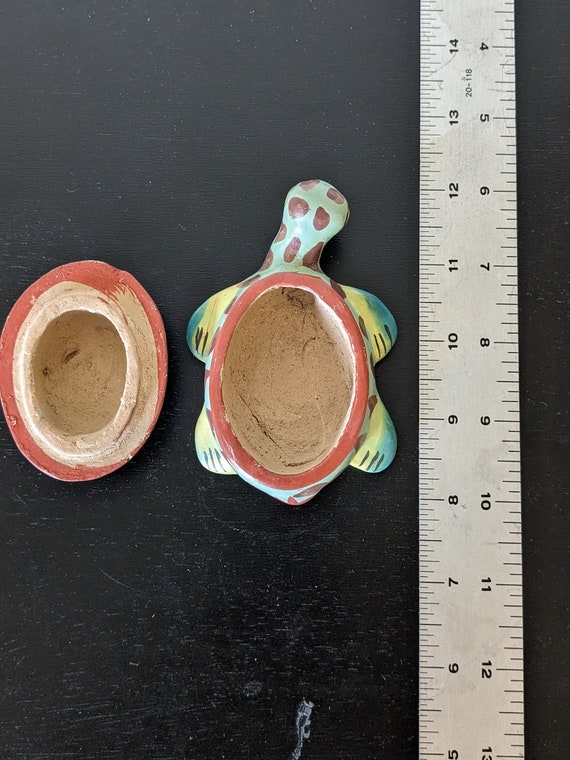 Ceramic Smiling Turtle Trinket Box with Apple Decor - Gem