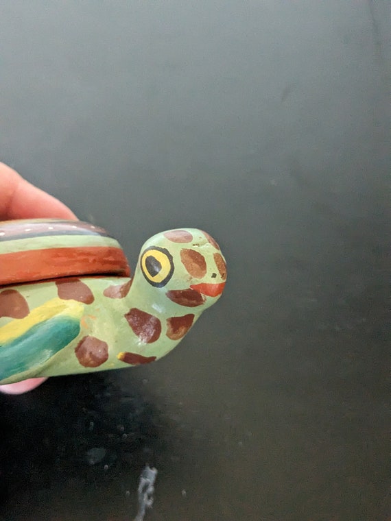 Ceramic Smiling Turtle Trinket Box with Apple Decor - Gem