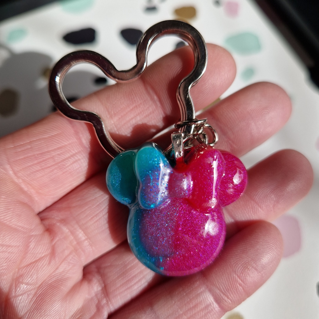 Minnie Mouse Style Keyring | Turquoise Pink | Resin - Etsy