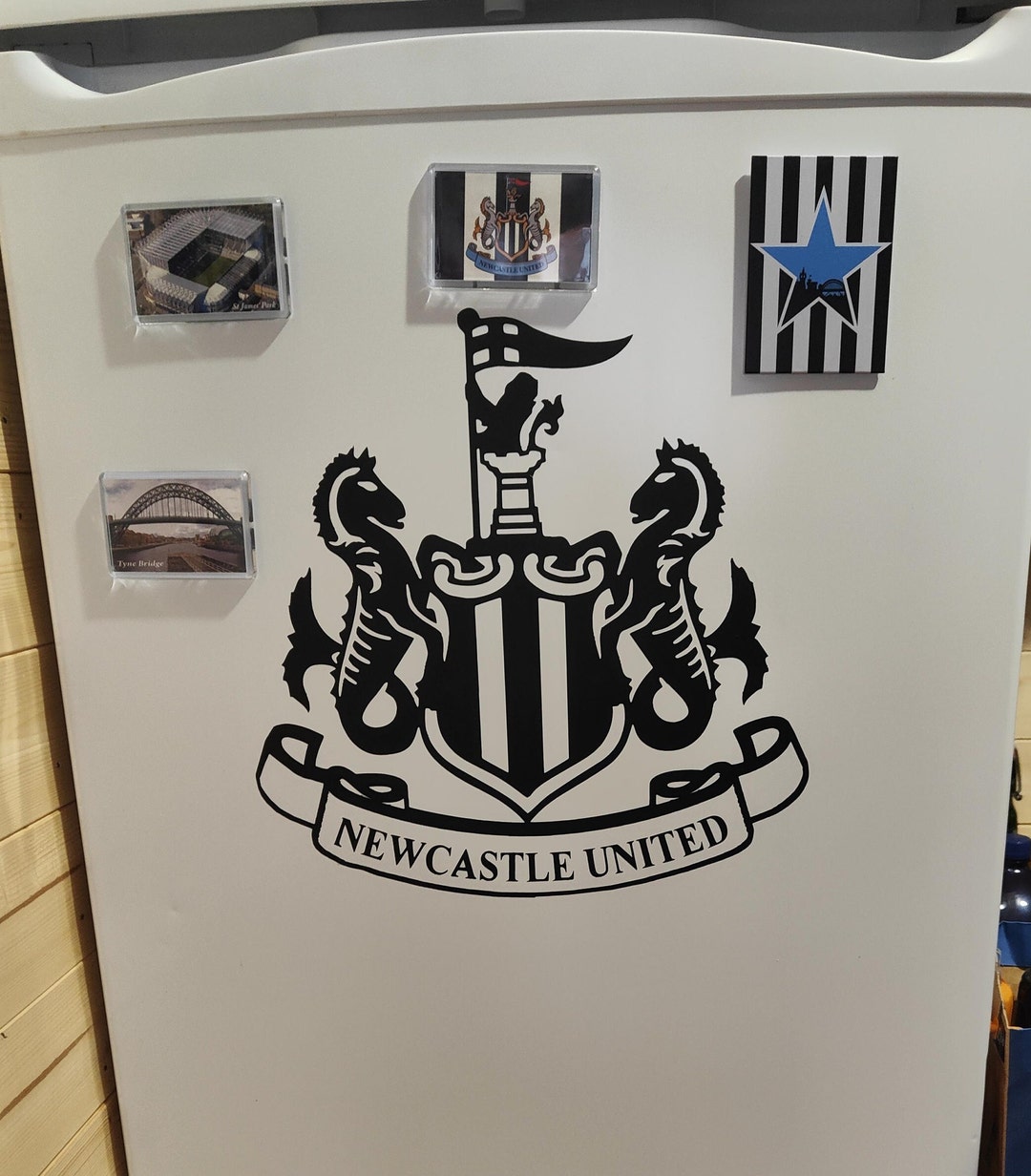 NUFC Crest Vinyl Sticker 270mmx270mm - Etsy UK