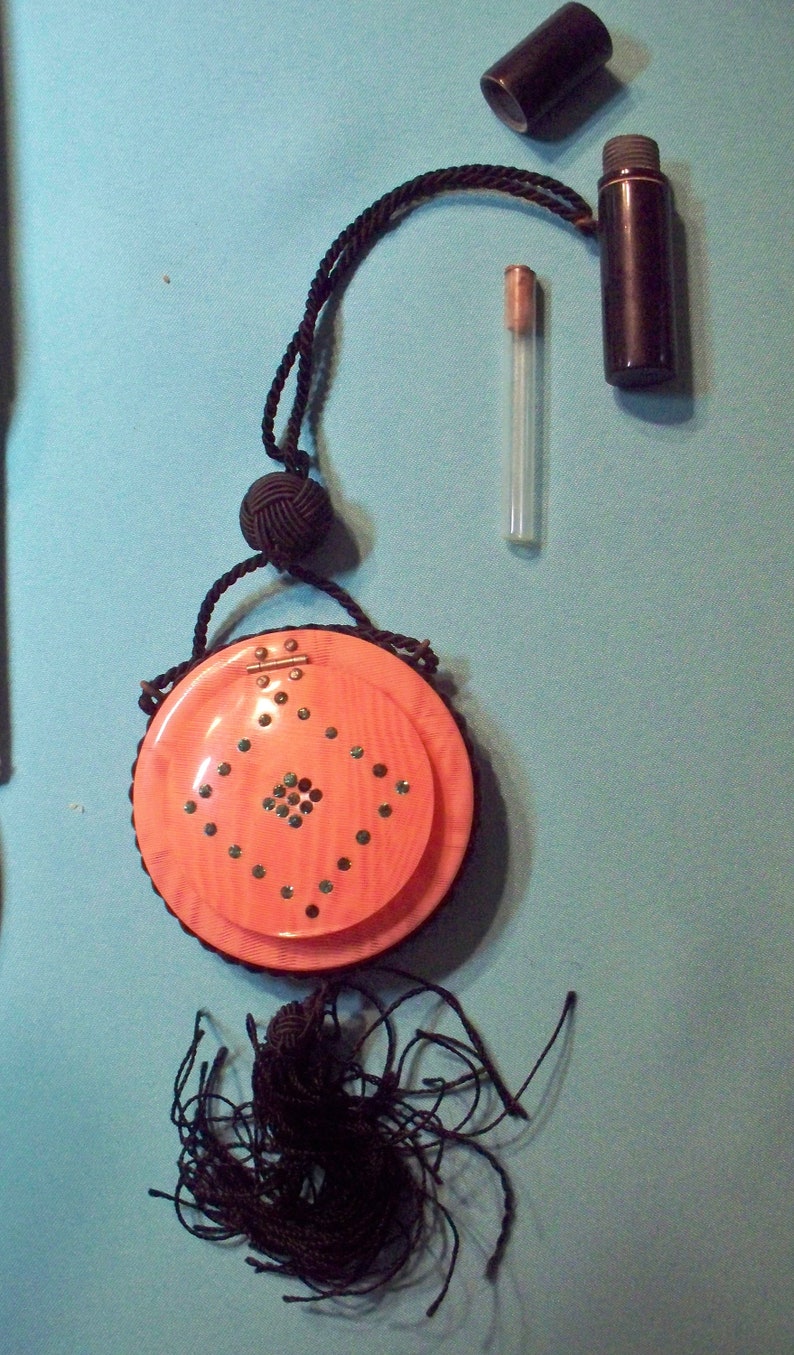 Collection of Large and Unique Vintage Powder Compacts Ziegfield ...