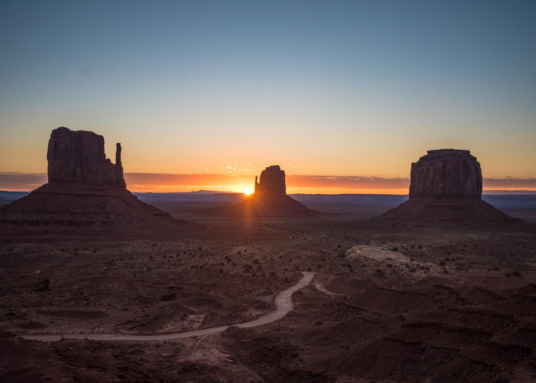 Monument Valley, Desert Print, Wall Decor, Kitchen Decor, Digital ...