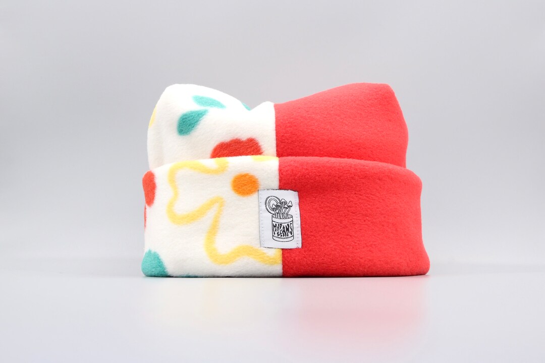 Spongebob Flowers/red Handmade Retro Fleece Four Point Beanie Cozy ...