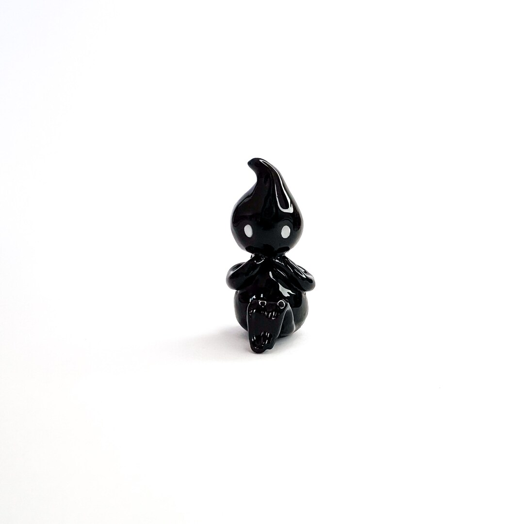 SUFFOCATING - Sad Emotional Figurine - Desk Buddy Decor - Handmade ...