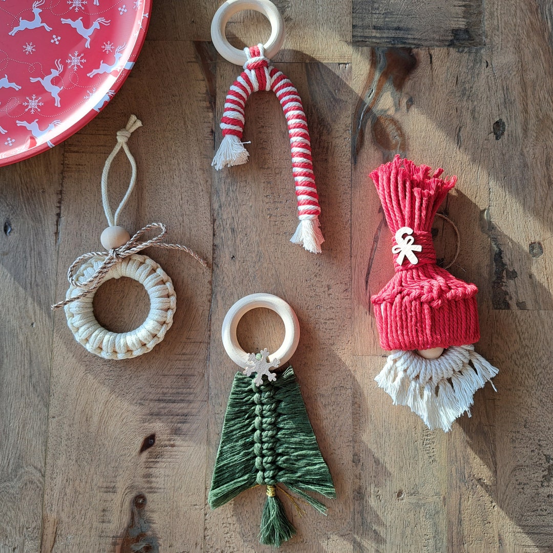 Macrame Holiday Table Decorations, Holiday Wreath, Gnome, Christmas ...