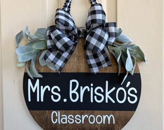 Teacher Door Hanger | Teacher Wood Round | Personalized Wood Sign ...