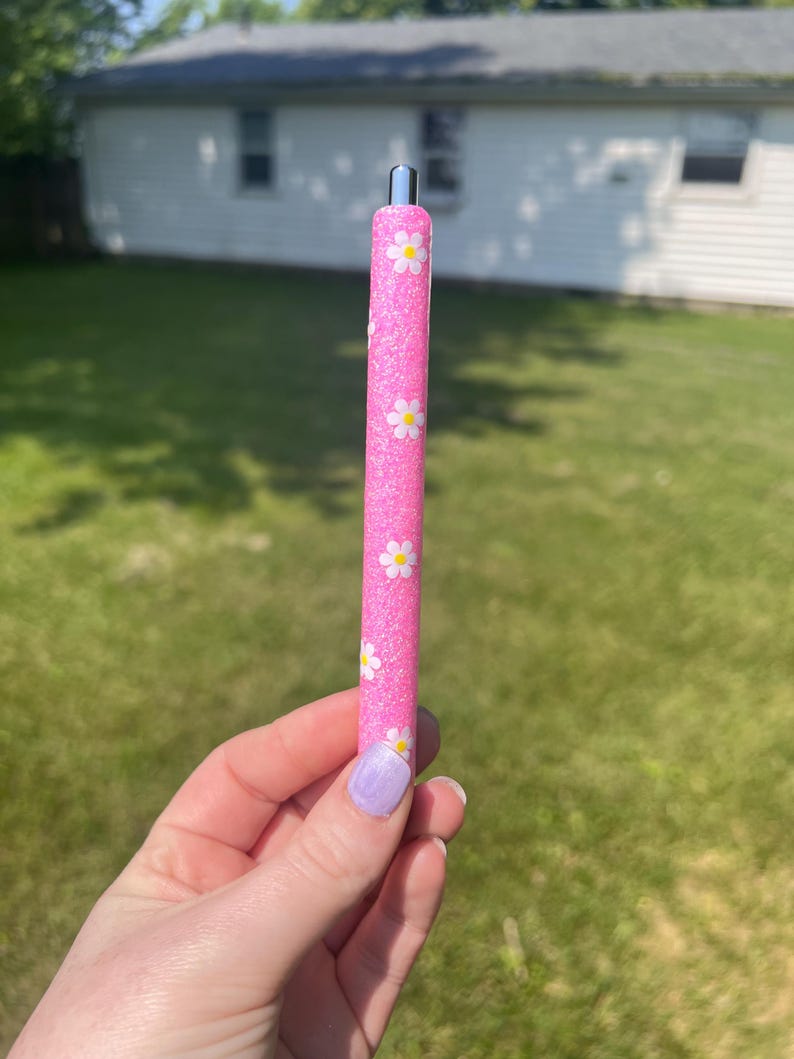Personalized Glitter Daisy Pen: Custom Floral Stationery Gift - Etsy