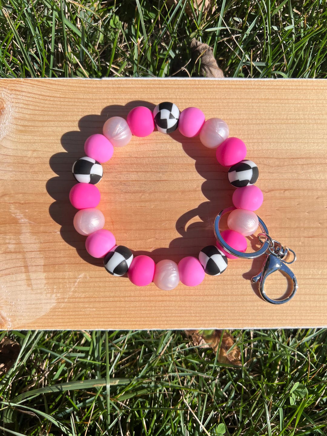 Pink Checkered Pattern Wristlet, Pink Pearl Silicone Bead, Checker ...