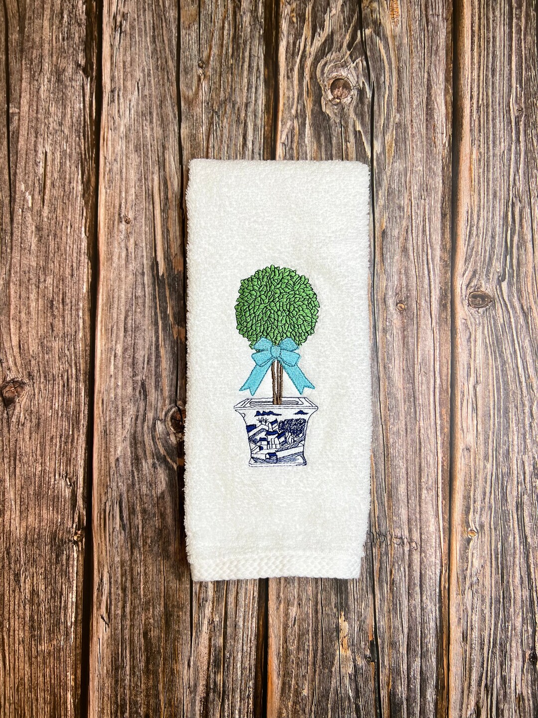 Chinoiserie Design Embroidery Towel, Topiary, Embroidered Bath Hand ...
