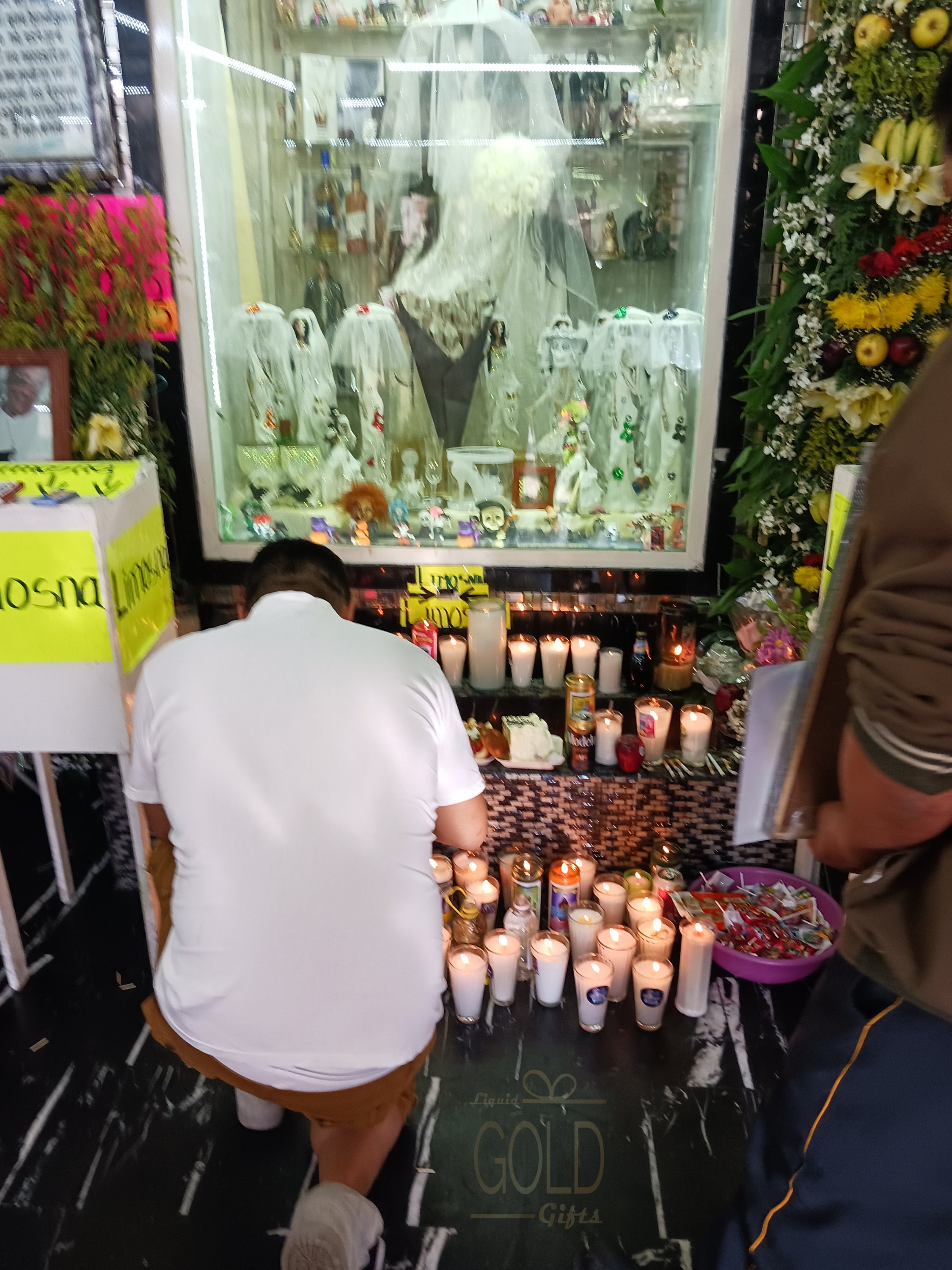 Santa Muerte Altar Call & Scapular – Prayer Delivered to Tepito, Mexico ...