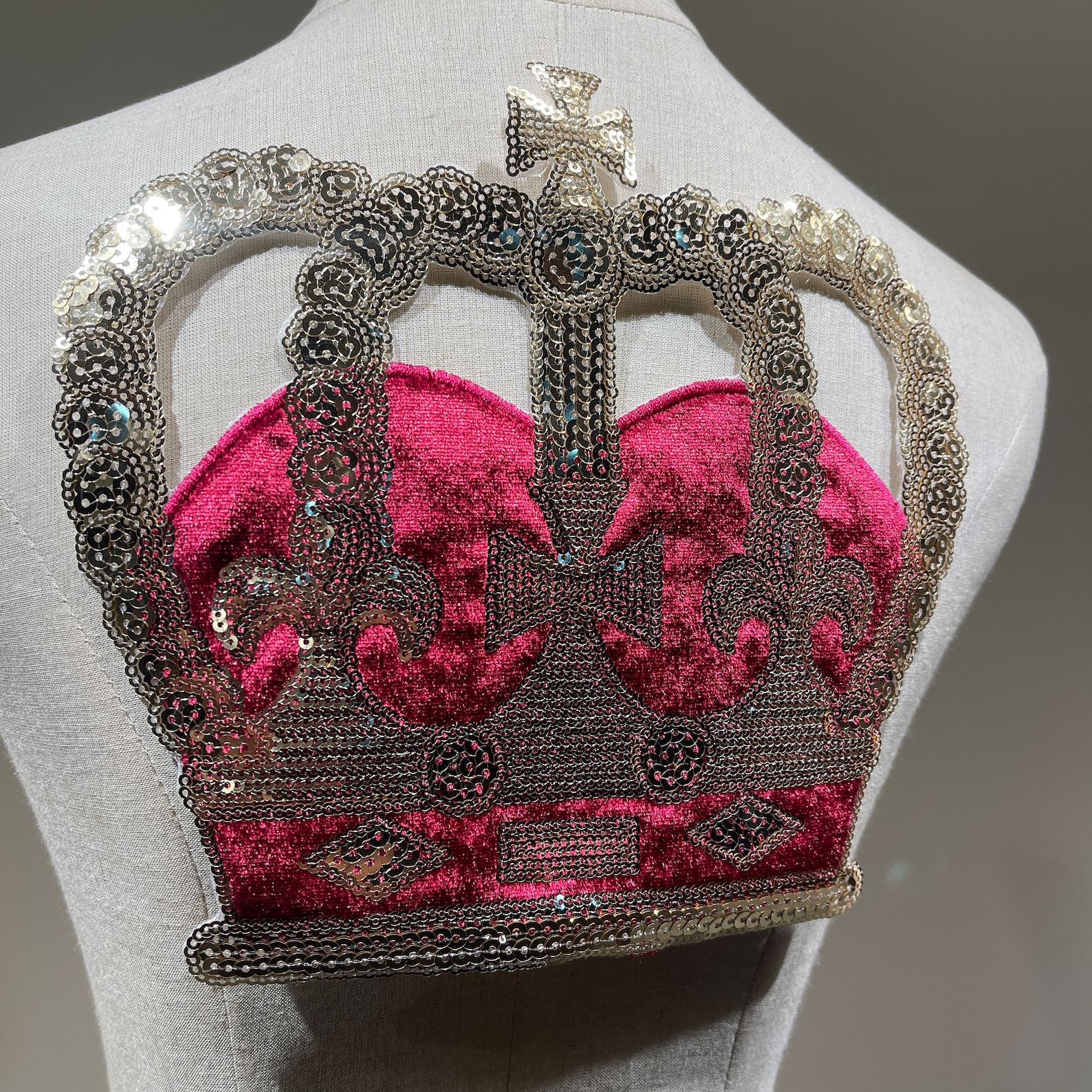Large Gold Sequins Crown Iron on Patch With Red Velvet for Fashion ...
