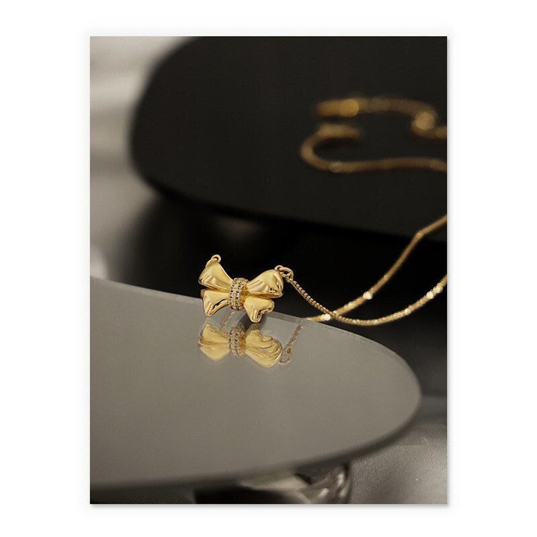 Gold Bow Pendant Necklace Delicate Ribbon Necklace Bow - Etsy