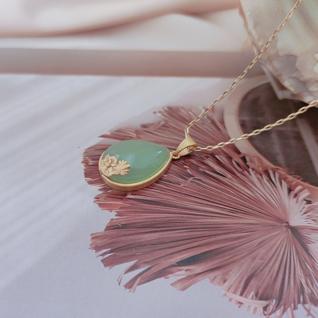 Water Drop Necklace, Water Drop Pendant, Jade Necklace, Gold Necklace ...