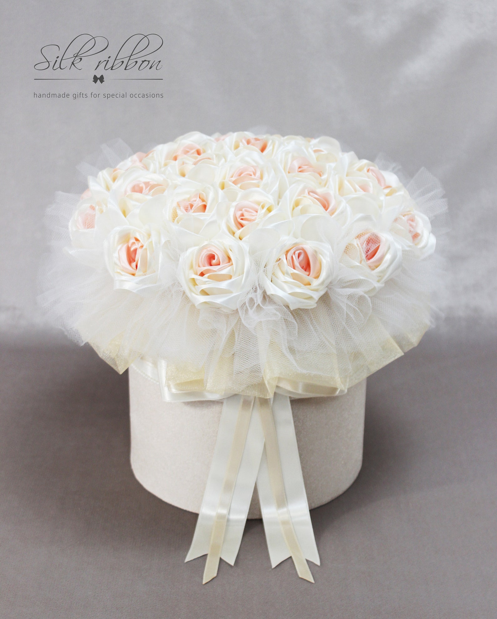 Ribbon Roses Bouquet Roses in a Round Box Luxury Flower Box - Etsy