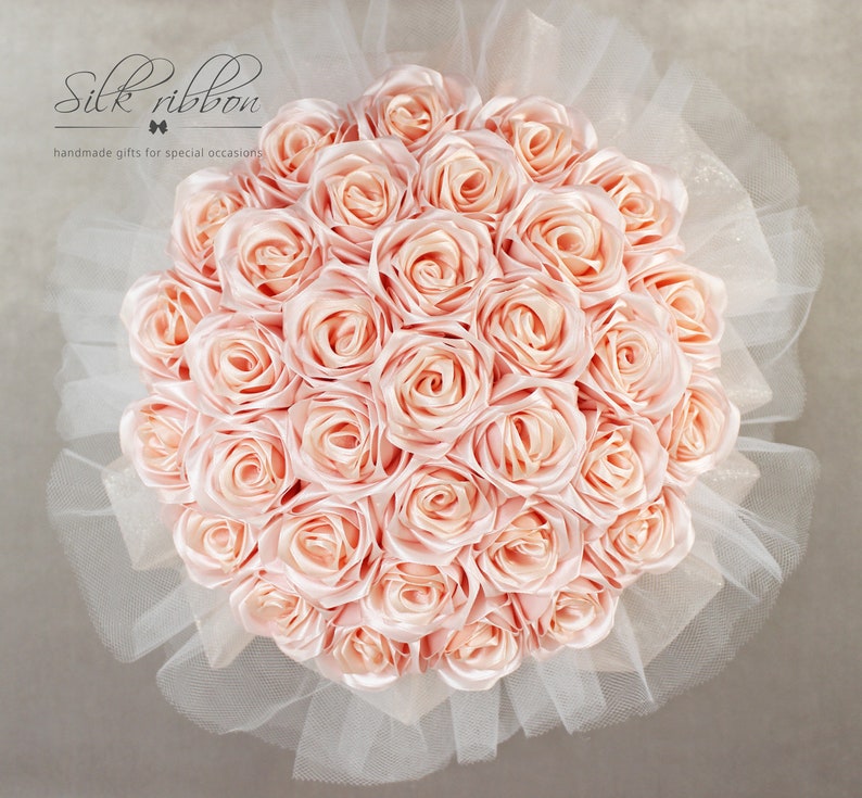 Ribbon Roses Bouquet Roses in a Round Box Luxury Flower Box - Etsy