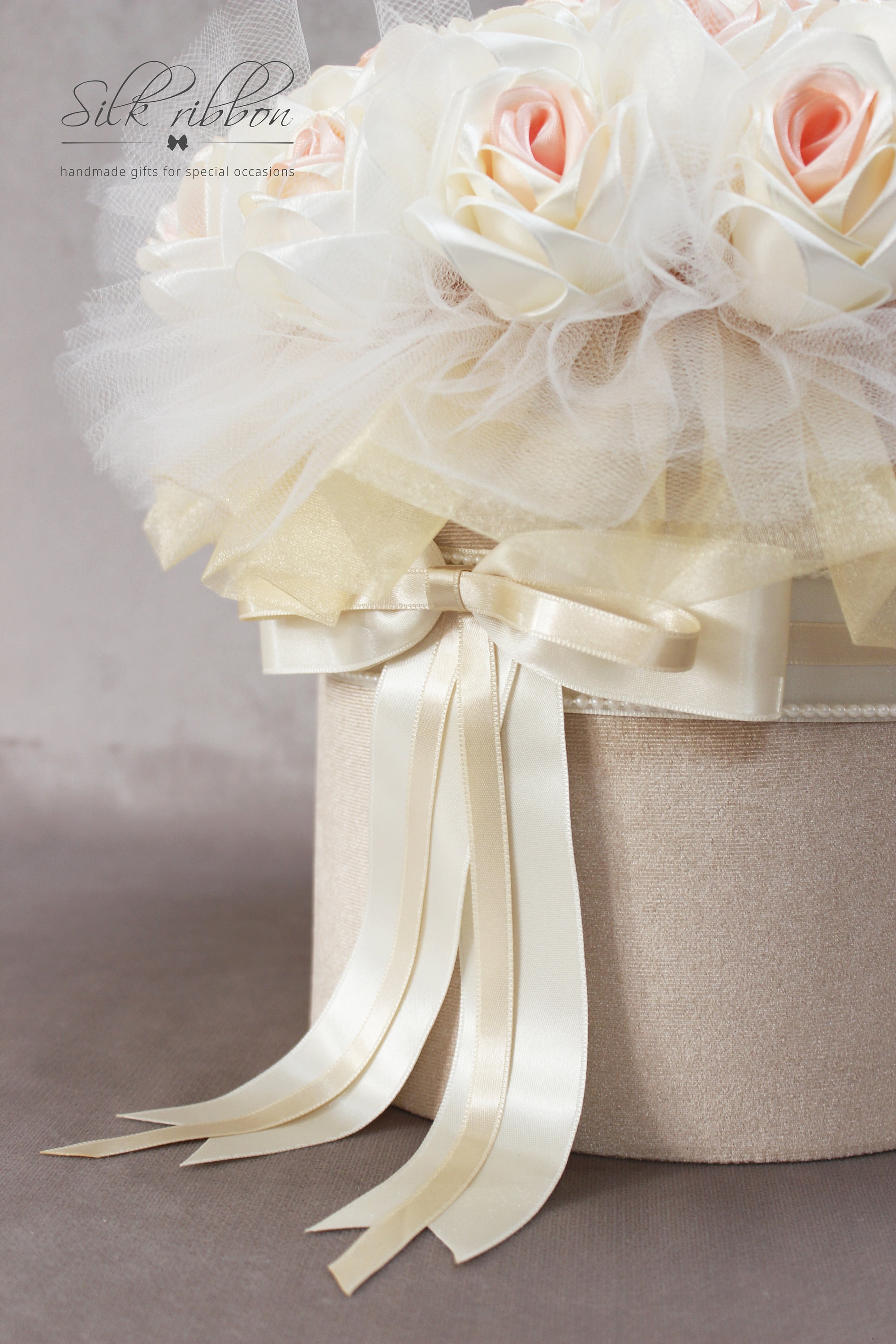 Ribbon Roses Bouquet Roses in a Round Box Luxury Flower Box - Etsy