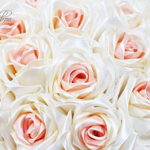 Ribbon Roses Bouquet Roses in a Round Box Luxury Flower Box - Etsy