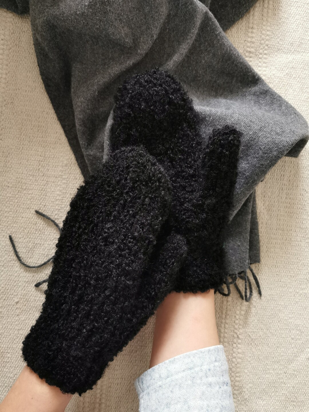 Cozy Teddy Bear Knitted Black Gloves With Premium Quality Alpaka Wool ...