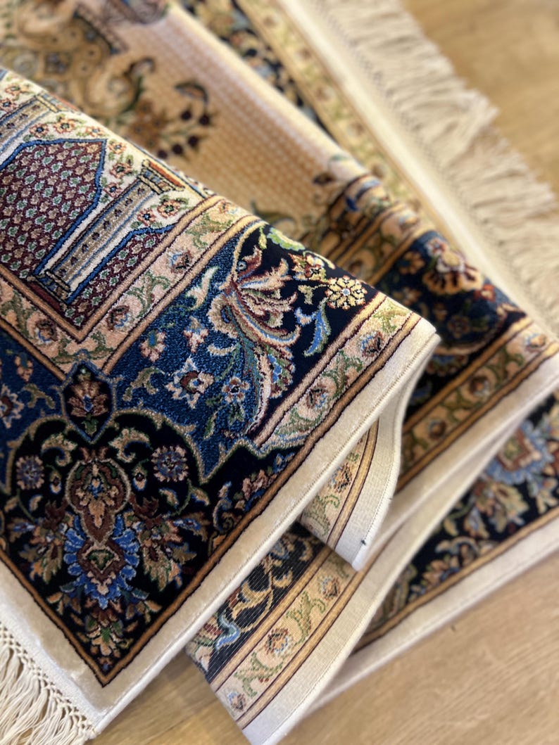 2.62X4.10 Cream Blue Modal Silk Prayer Mat, Silk Prayer Rug, Luxury ...