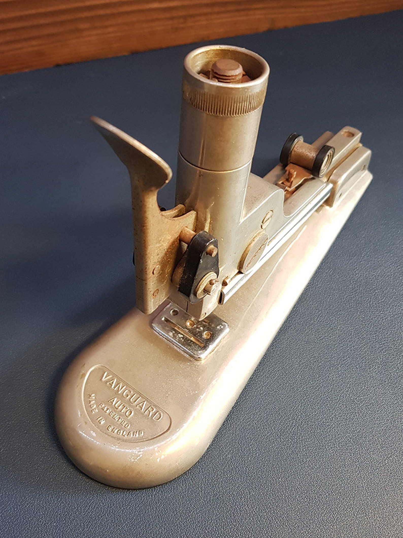 Vintage Vanguard Stapler Auto - Made in England C.1930, British History ...