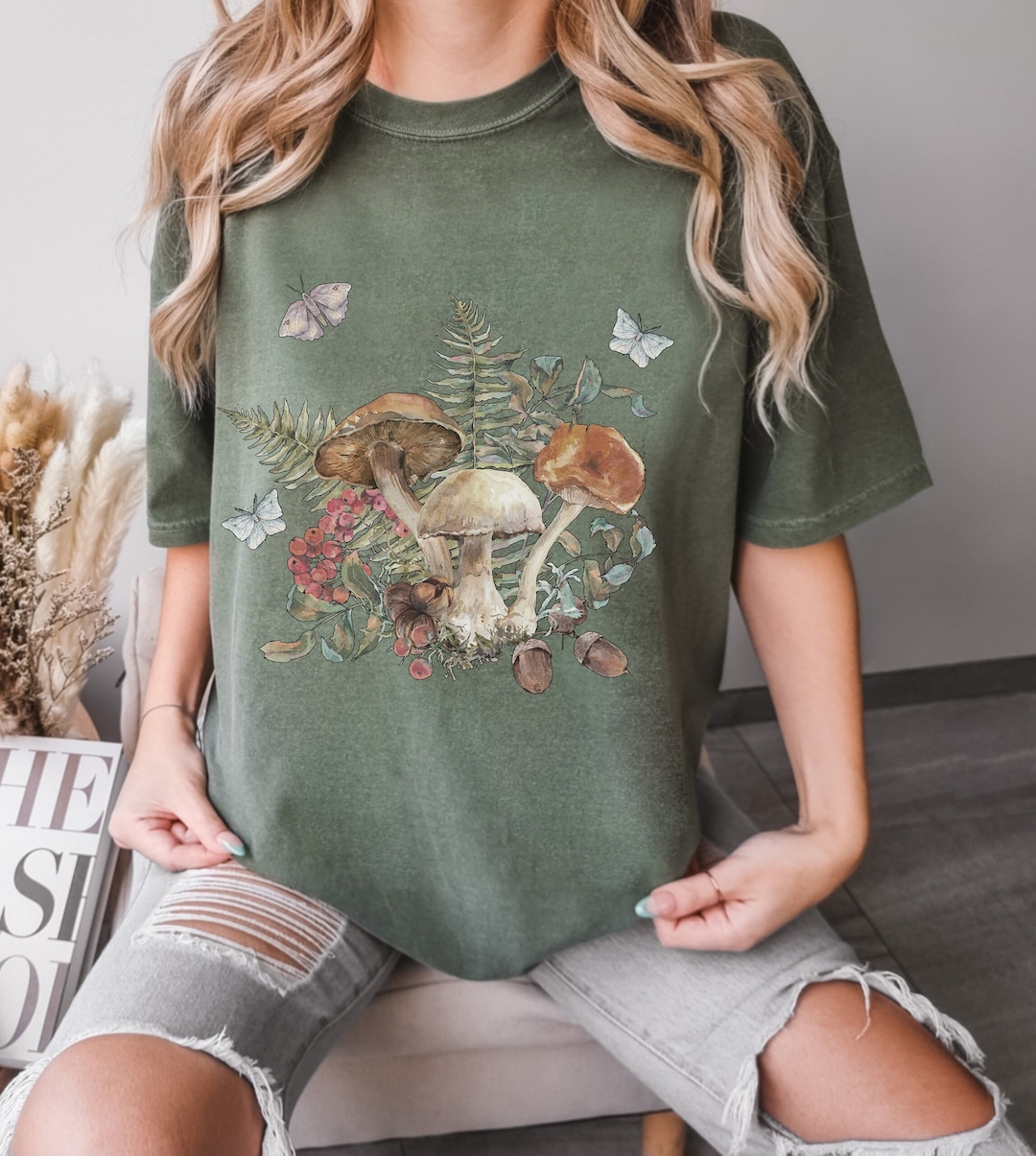 Fungus Tshirt With Mushroom Tshirt for Friend With Mushroom Lover T-shirt for Women Magic ...