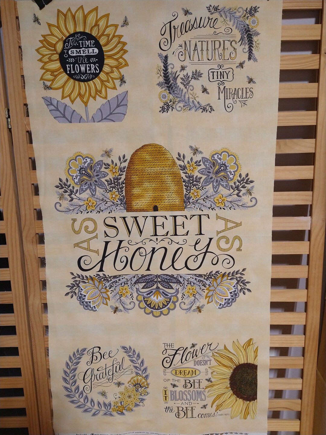 Bee Grateful Tan Panel by Deb Strain for Moda Fabrics - Etsy