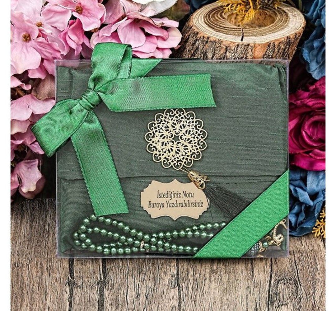 Personalized Yaseen With Cover, Yasin Tasbih Set, Dua Book, Eid Gifts ...