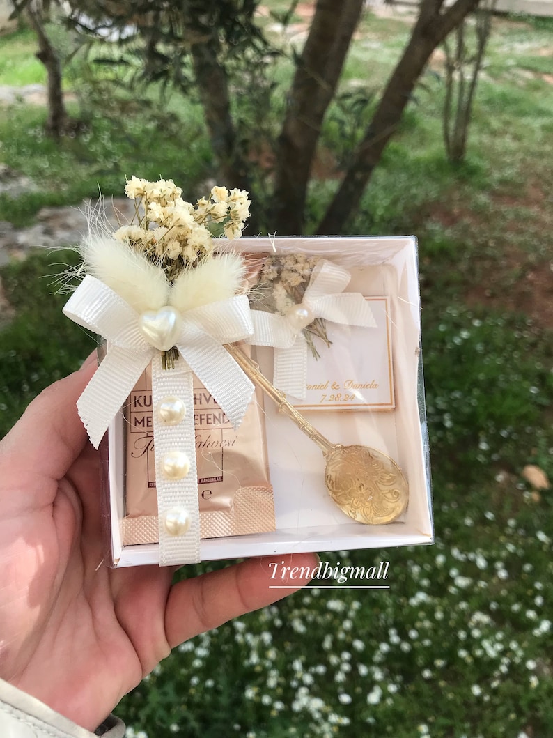 Recuerdos de boda personalizados de chocolate, café turco y cuchara ...