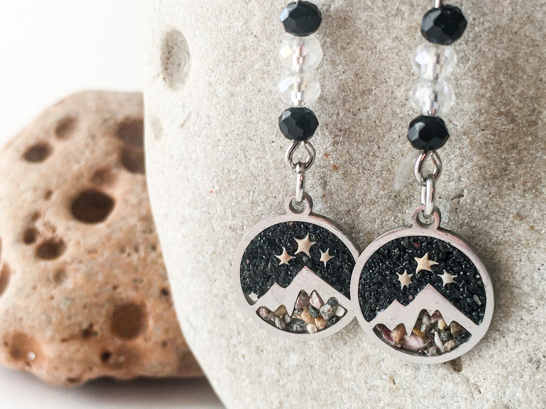 Mountain & Stars, licensed ACOTAR Velaris Dangle Earrings - Etsy