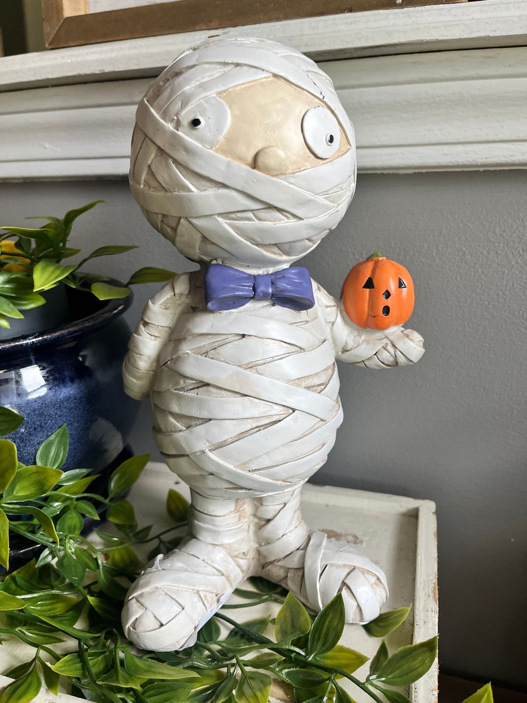 GUS the Halloween Mummy Resin Statue Decor NEW Pairs With Carl Melvin ...