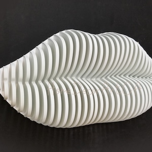 Red Lips Parametric 3D Wall Art Large Lips Wall Hangings Acrylic and ...