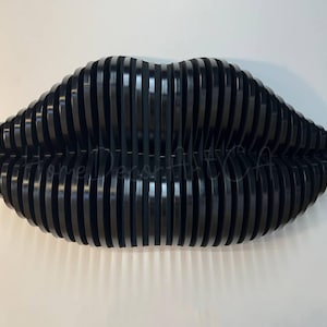 Red Lips Parametric 3D Wall Art Large Lips Wall Hangings Acrylic and ...