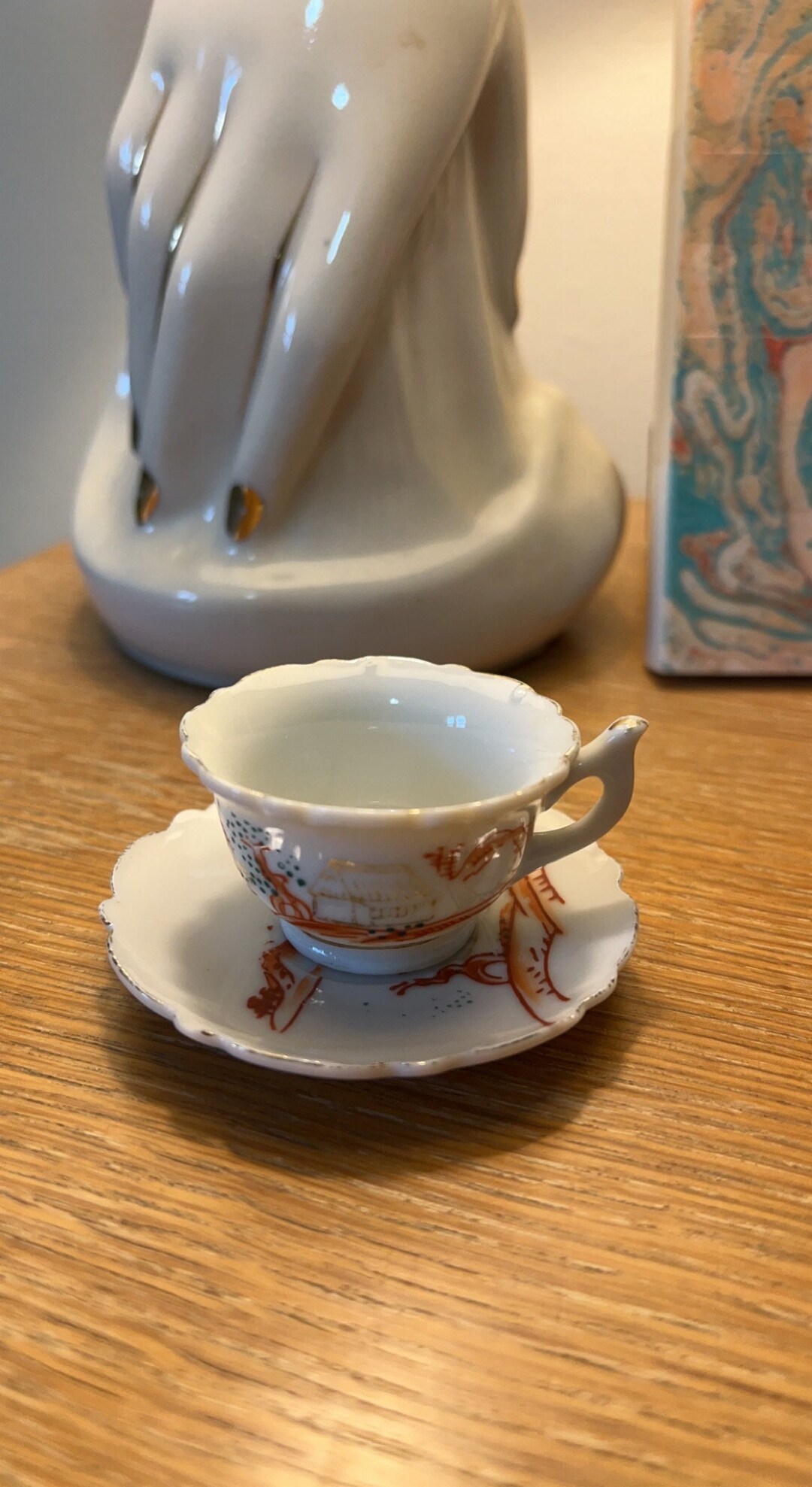 Dainty Decorative Tea Cup (so Tiny!) Japanese Motif With Gold Accents ...