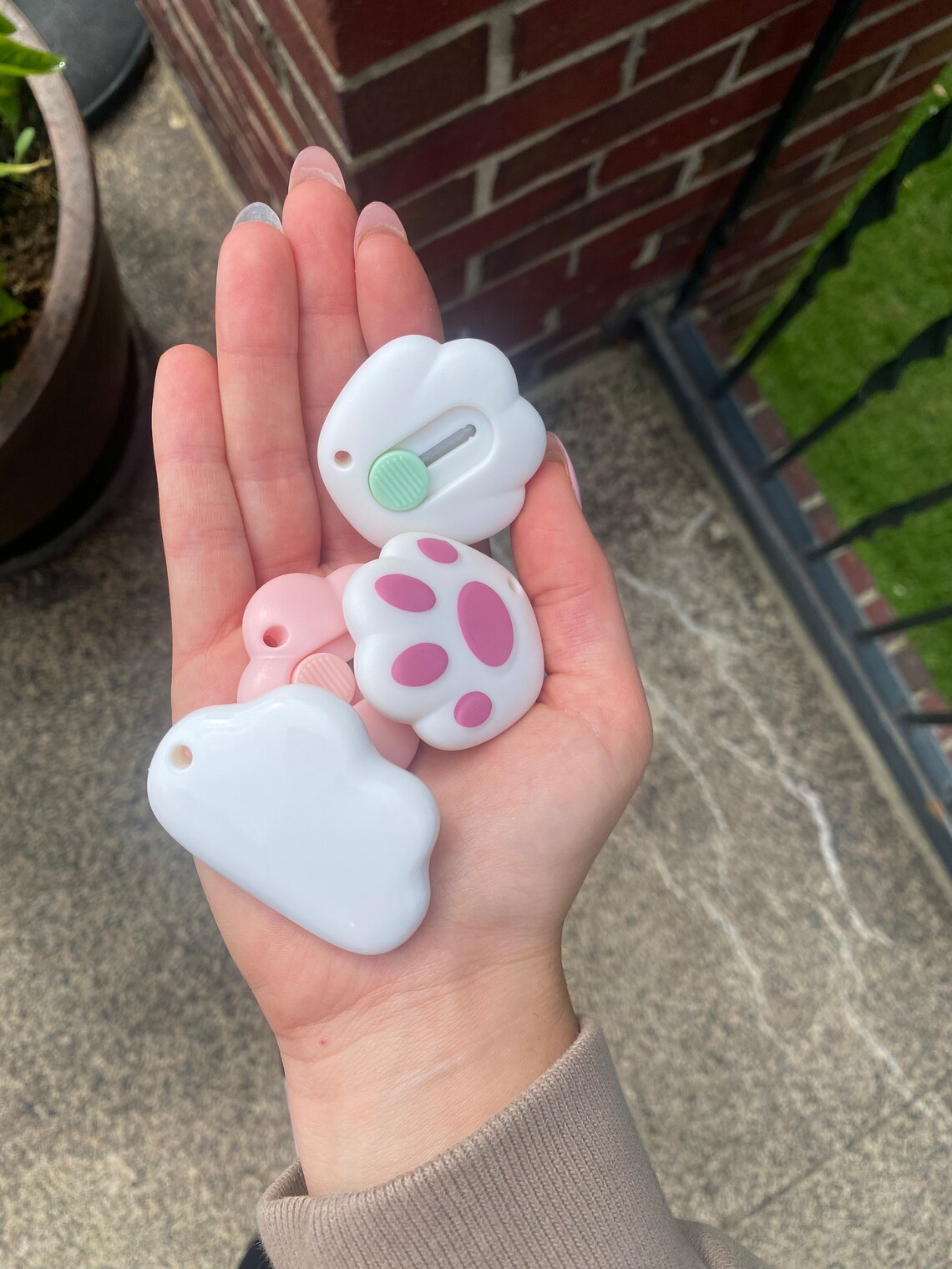 Mini Shaped Retractable Utility Knife | Box Cutter | Letter Opener ...