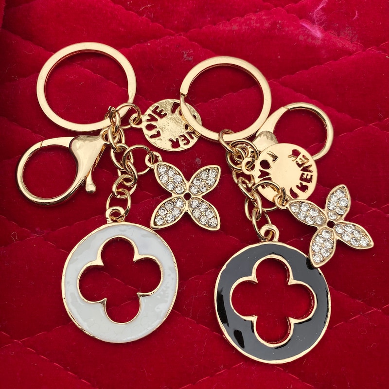 Luxury Gucci Keychain - Etsy