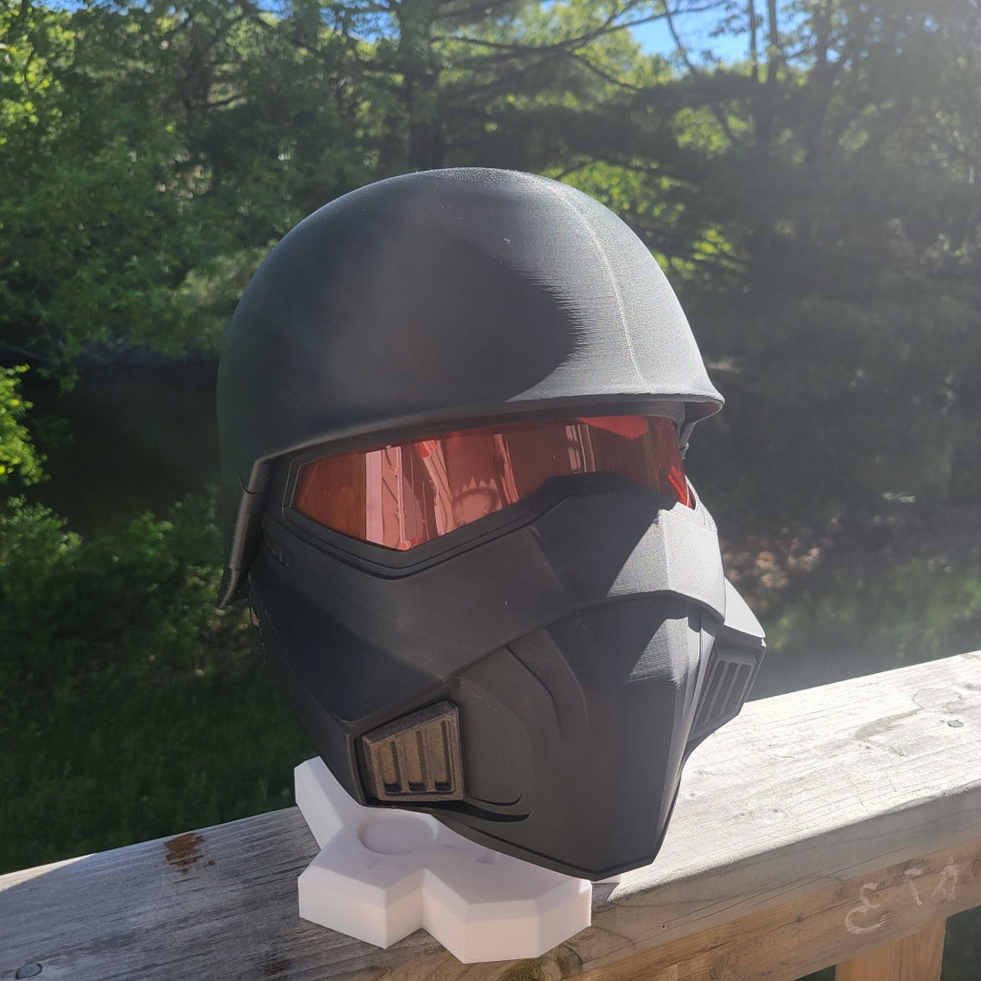 Helldivers 2 Light Gunner Helmet With Stand - Etsy