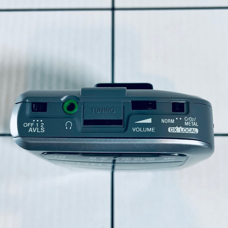 1990s Sony Walkman WM-FX141 Radio Cassette Player With Headphones Works ...