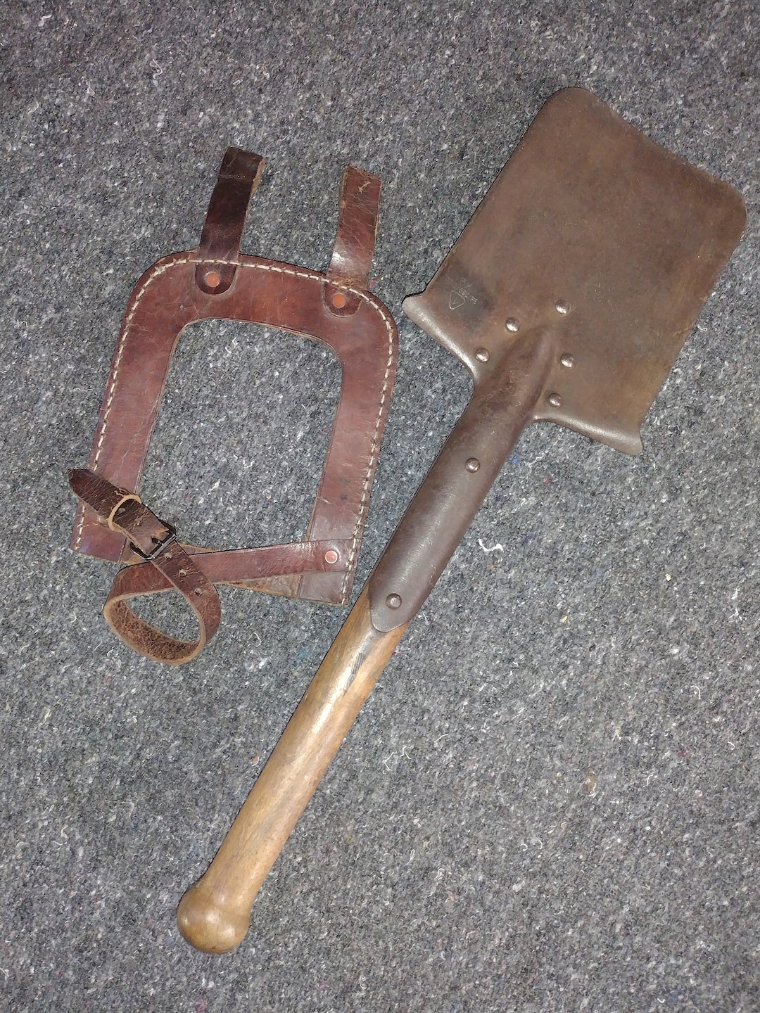 Cold War East German Shovel Surplus Cover Spade Sapper Entrenching Tool ...