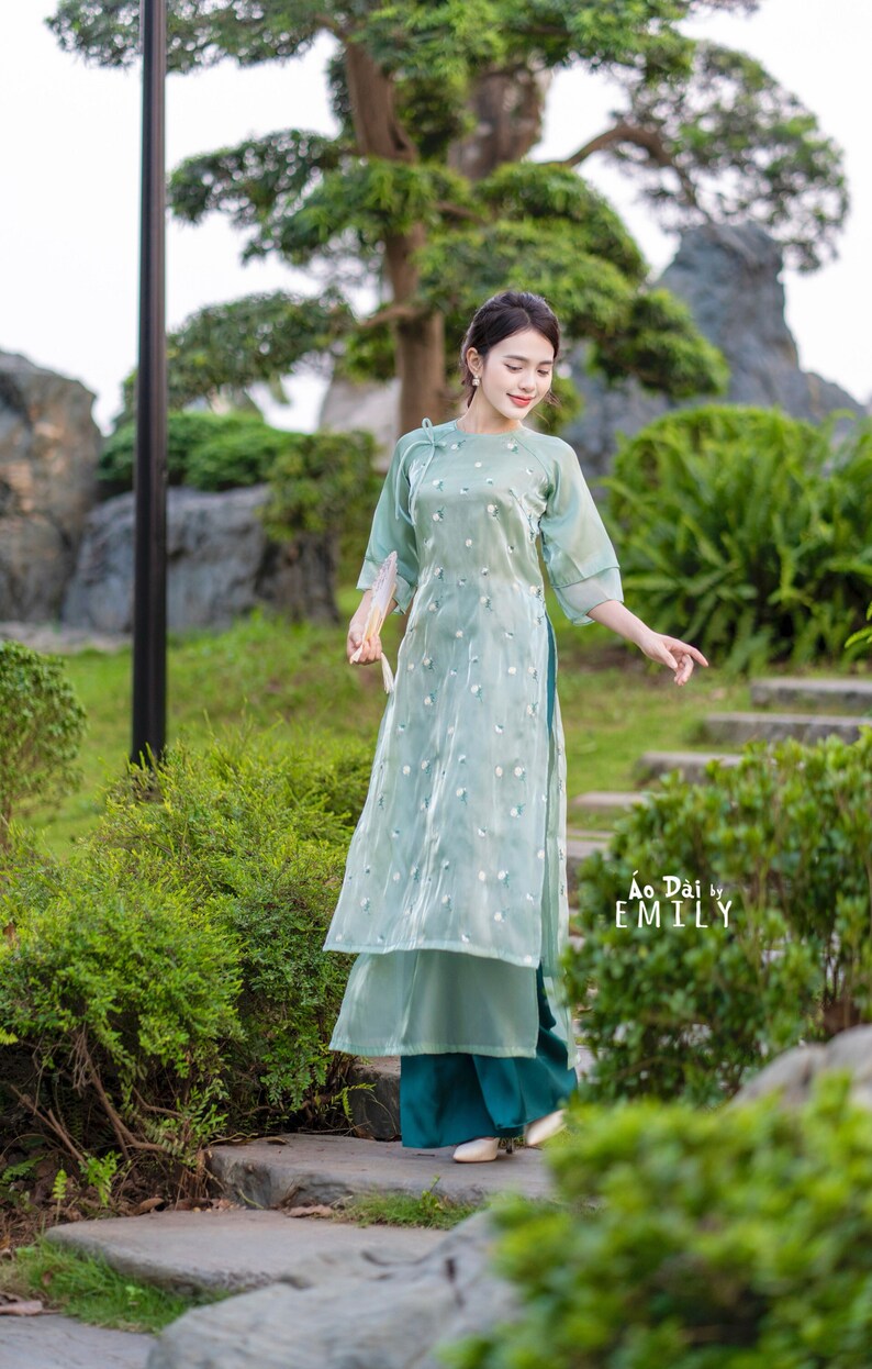 Green Double Layers Modernized Ao Dai Set With Embroidery Flowers áo ...