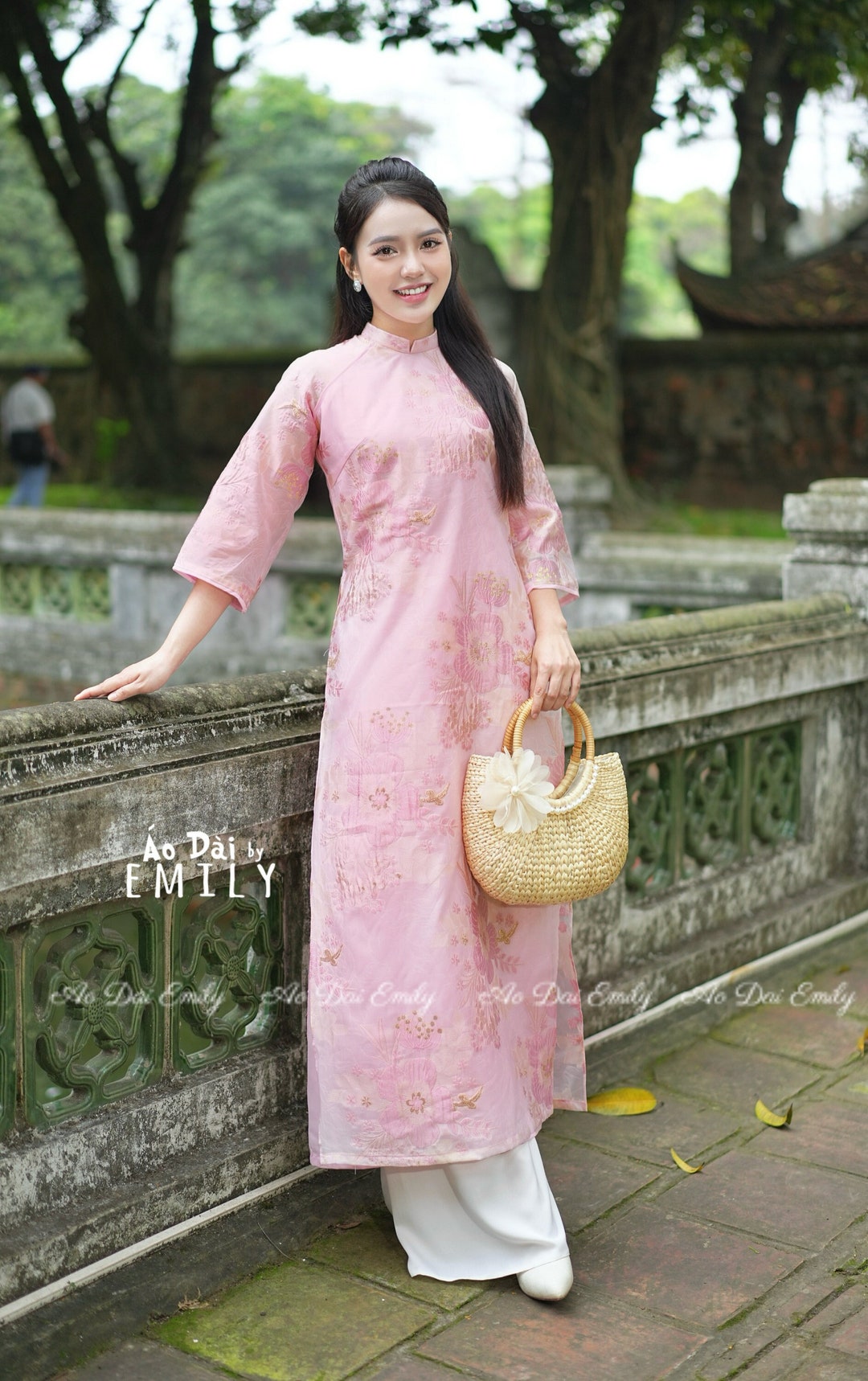 Double Layers Modern Pink |ao Dai |losing/shifted Ao Dai With Gold ...