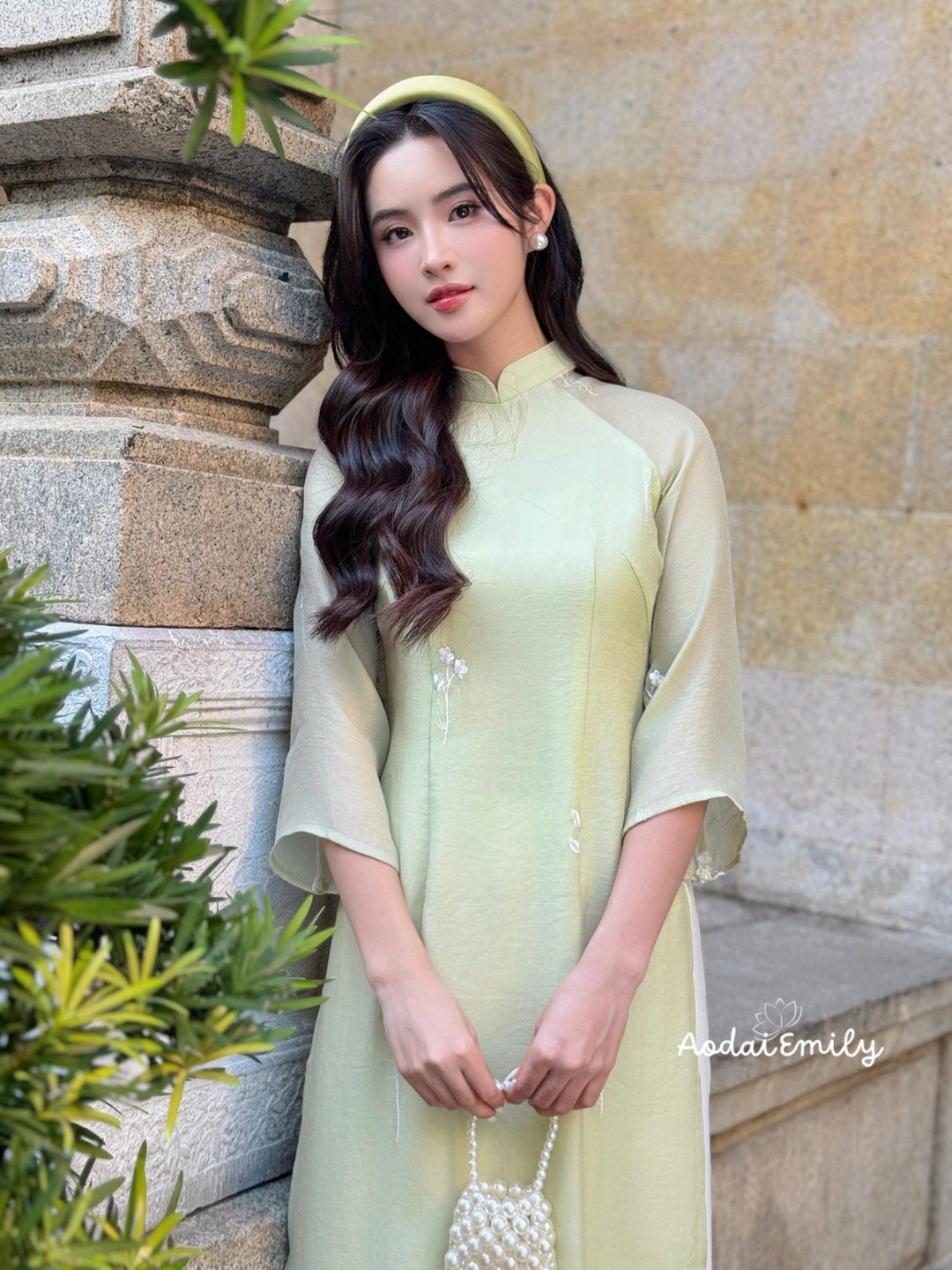 Double Layers Modern Ao Dai With Embroidery Flowers | áo Dài Cách Tân ...