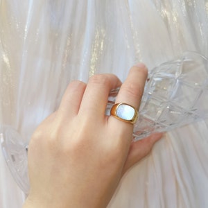 Mother-of-pearl Ring, Chunky Gold Signet Ring, Wide Band Ring, Square White Mop Shell Ring ...
