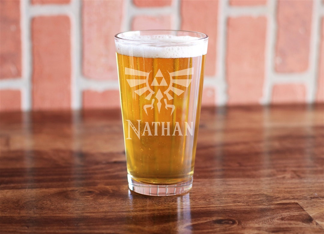 The Legend of Zelda Gifts, Zelda Hylian Crest Pint Glass, Zelda Glass ...