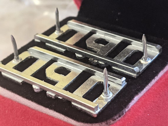 Dallas Police Department Collar / Lapel pins with Sil… - Gem