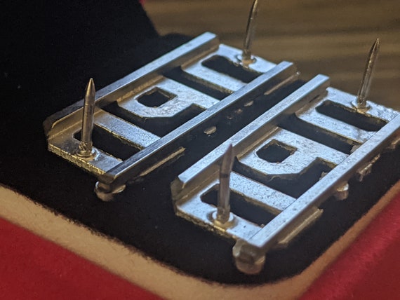 Dallas Police Department Collar / Lapel pins with Sil… - Gem