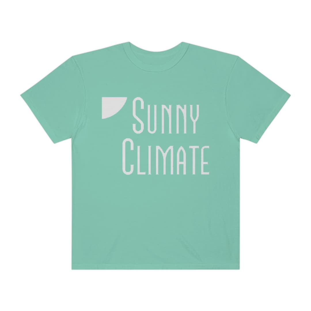 Arisu Sunny Climate T-shirt - Etsy